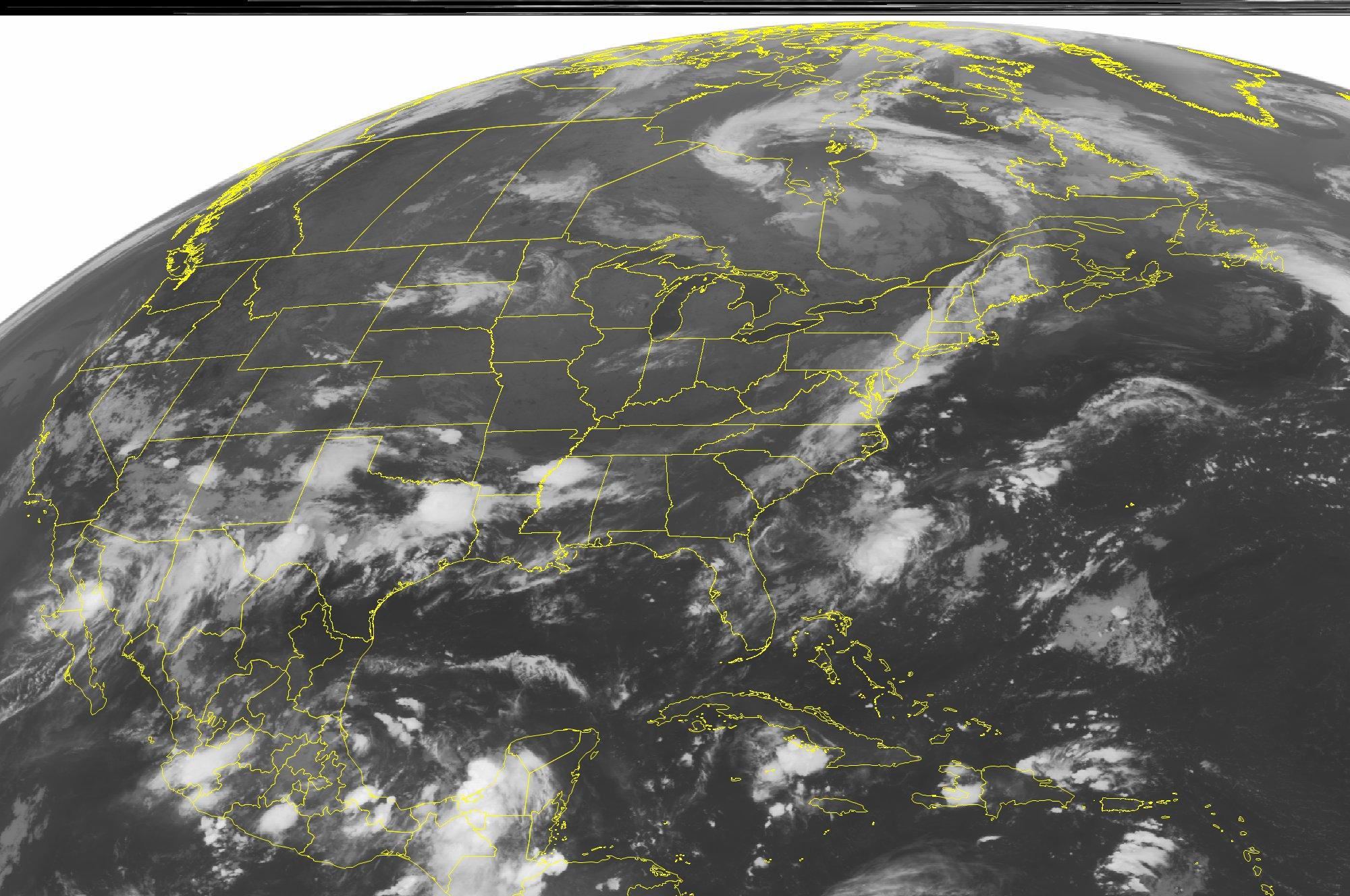 Helene pierde fuerza al tocar tierra en México