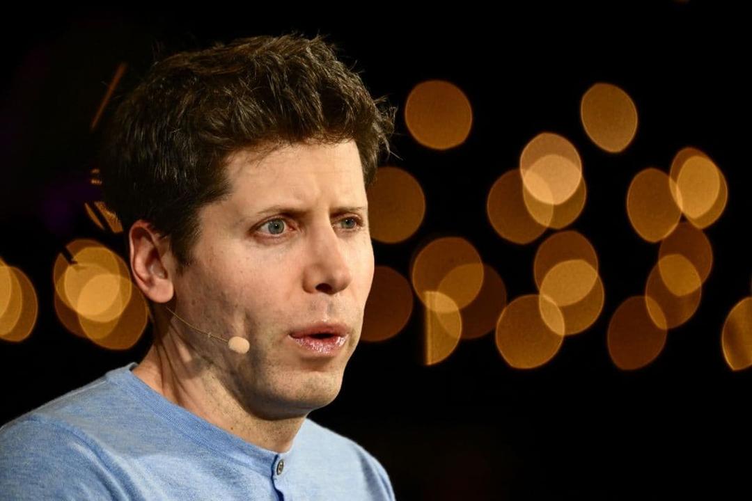 Sam Altman regresa a OpenAI días después de ser despedido