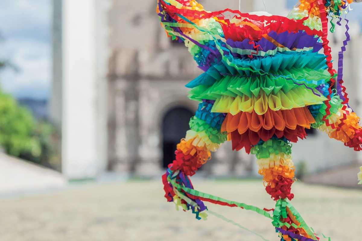¿Qué simbolizan las piñatas? Te contamos esto y algunos eventos para ...